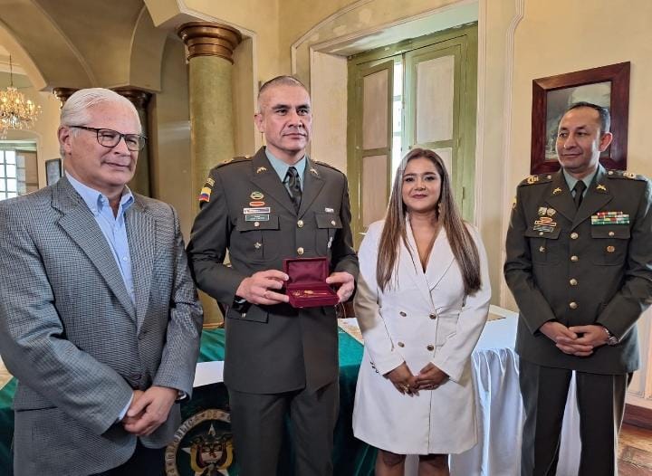 Nuevo comandante de la policía metropolitana de Popayán - Radio 1040 AM